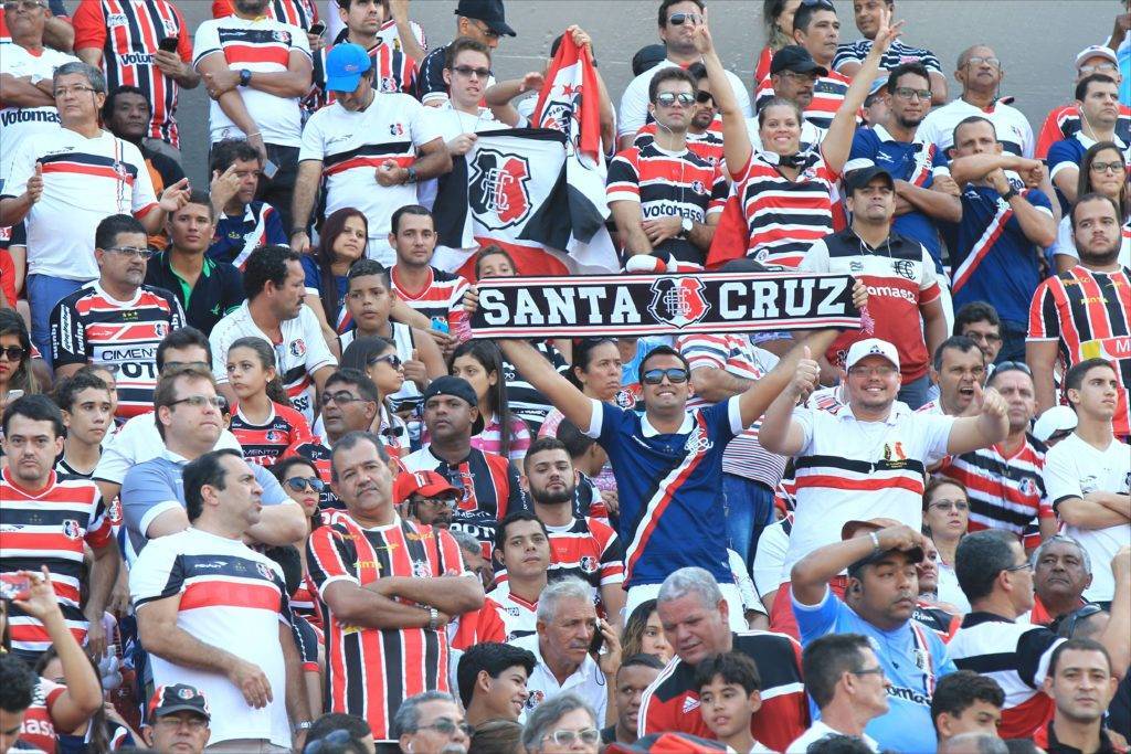 Mais Querido atinge a marca dos 10 mil sócios | Santa Cruz Futebol ...